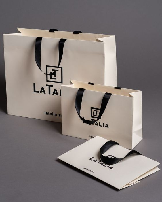 Luxury Gift Packaging - Custom Logo Embossing Paper Bags