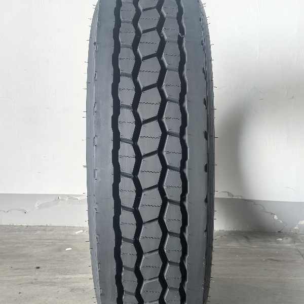 GOODTRIP brand new truck tires commercial tires made in Cambodia 295/75R22.5 11R22.5 11R24.5 285 ...