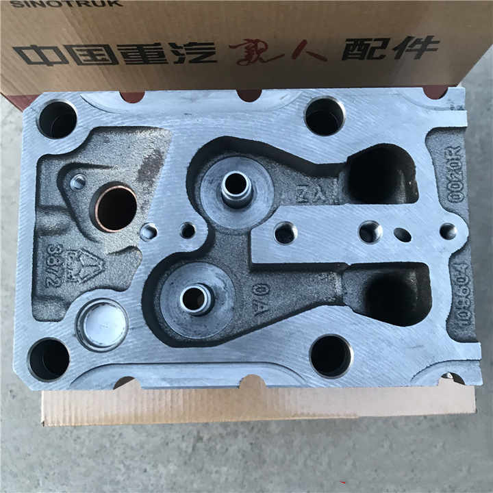 Cylinder Head 61560040068 for Sinotruk 371HP - OEM Quality
