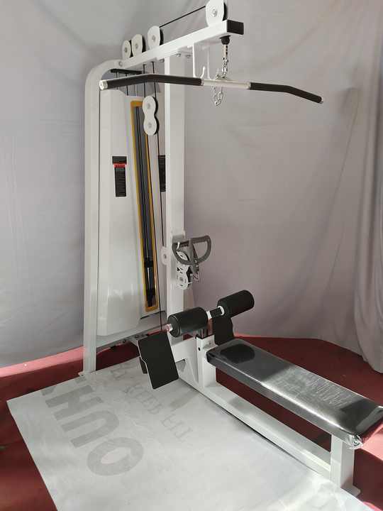 Precor Lat Pulldown Machine - SE27 for Commercial Use