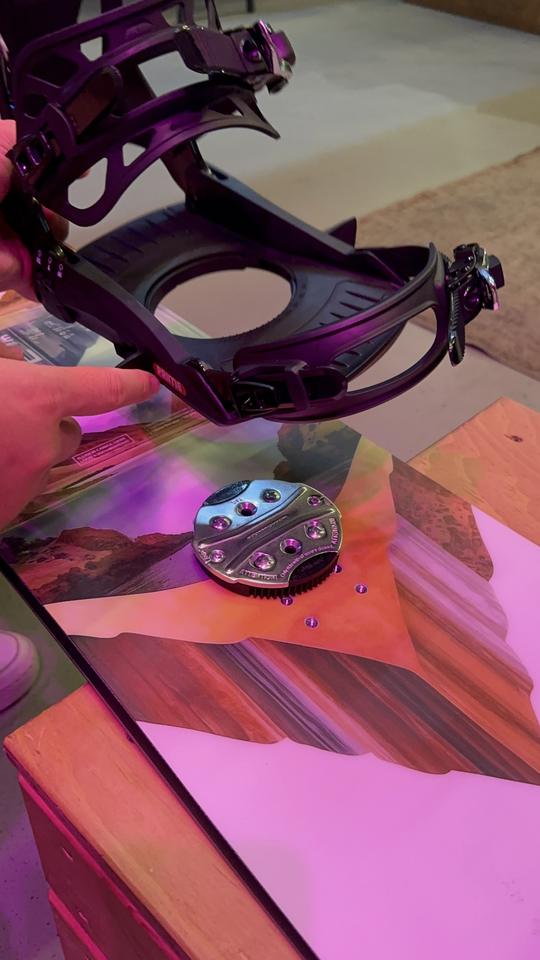 Lease Snowboard Bindings Speed Entry Snowboard Bindings All-Mountain ...