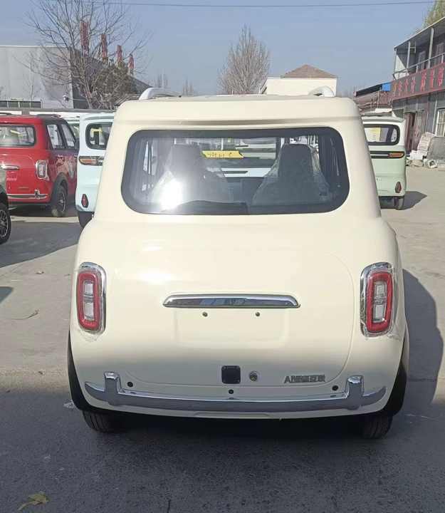 Electric Mini Leapmotor T03 China 4 Wheel Vehicle Auto EV Car
