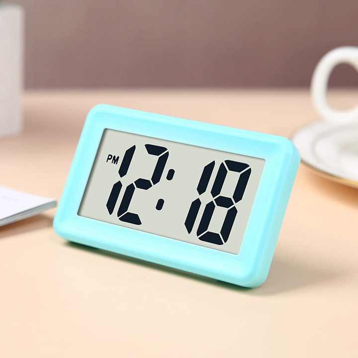 Small Clock Large Screen Display Stent Design Home Clock Reloj Couple ...