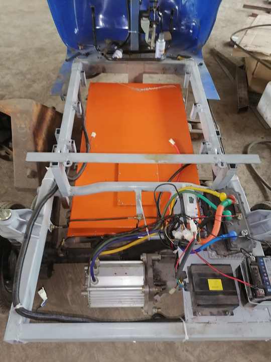 5kw Electric Bajaj Chassis(with Battery) Tuktuk - 60V, 5000w