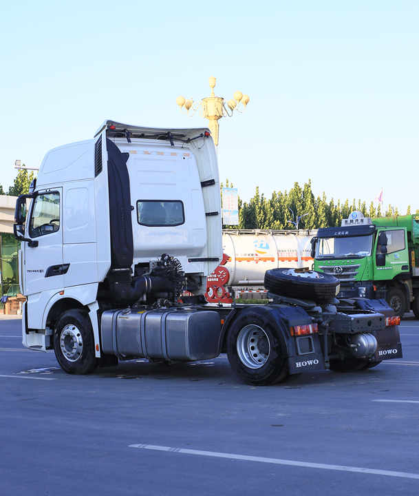 Sinotruk Howo TH7 Automatic Transmission Tractor Truck New Air ...