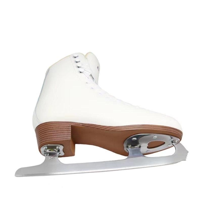 How to Choose the Best Figure Skaters Shoes Ice for Performance & Comfort