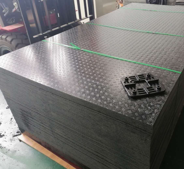Hollow Interlock HDPE Composite Dura Base Ground Protection Mats ...