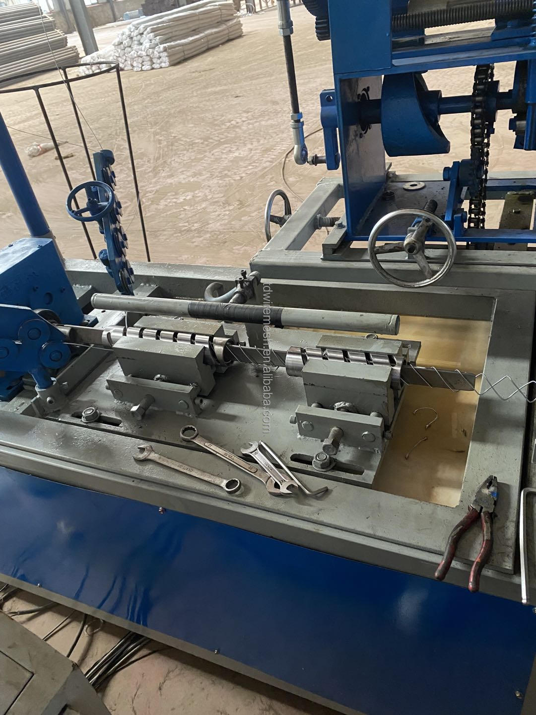 Manual machines for the production of mesh fences rabitsi Manual ...