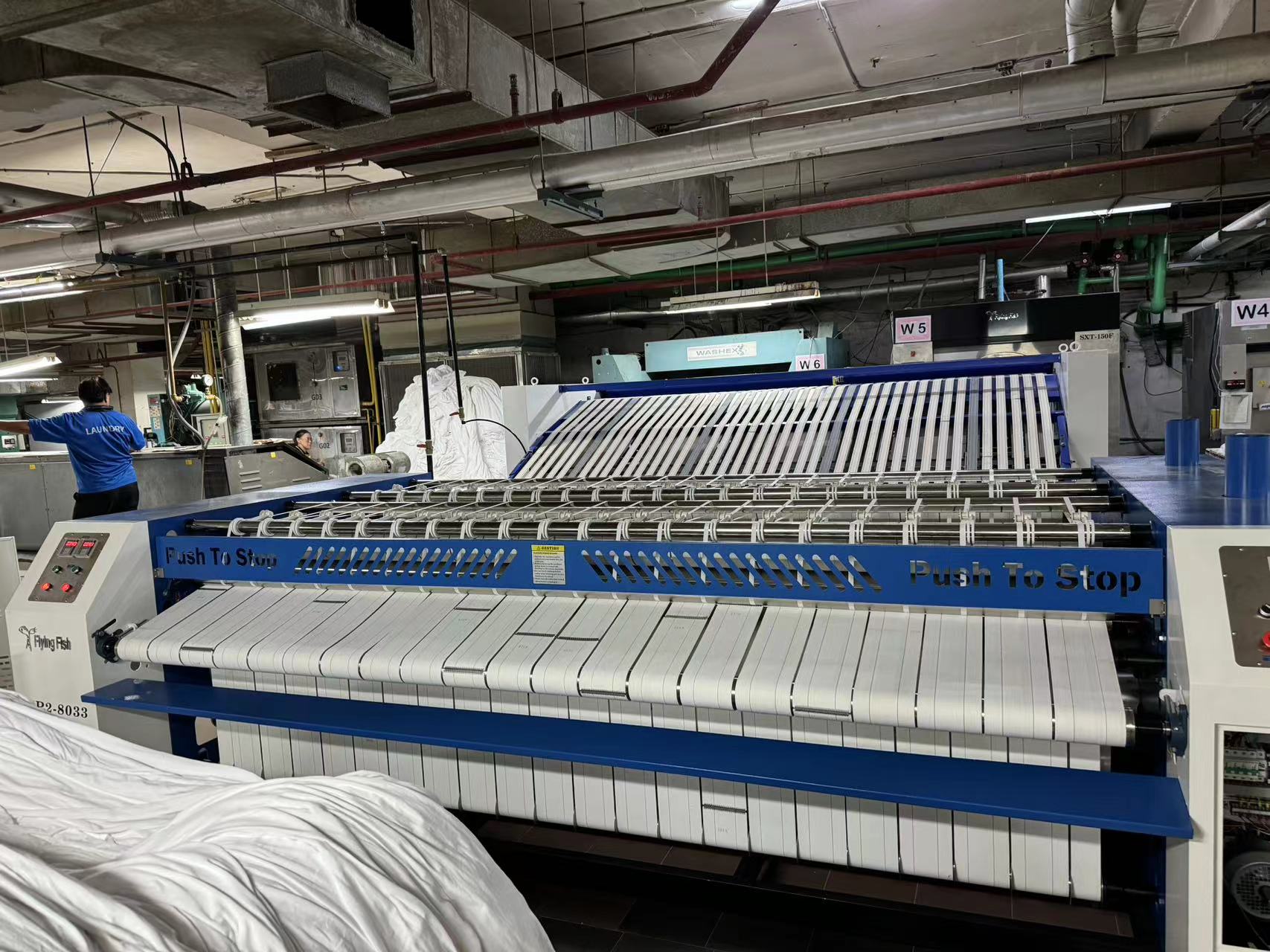 Laundromat Ironing Machine - Automatic Steam Press & Washer