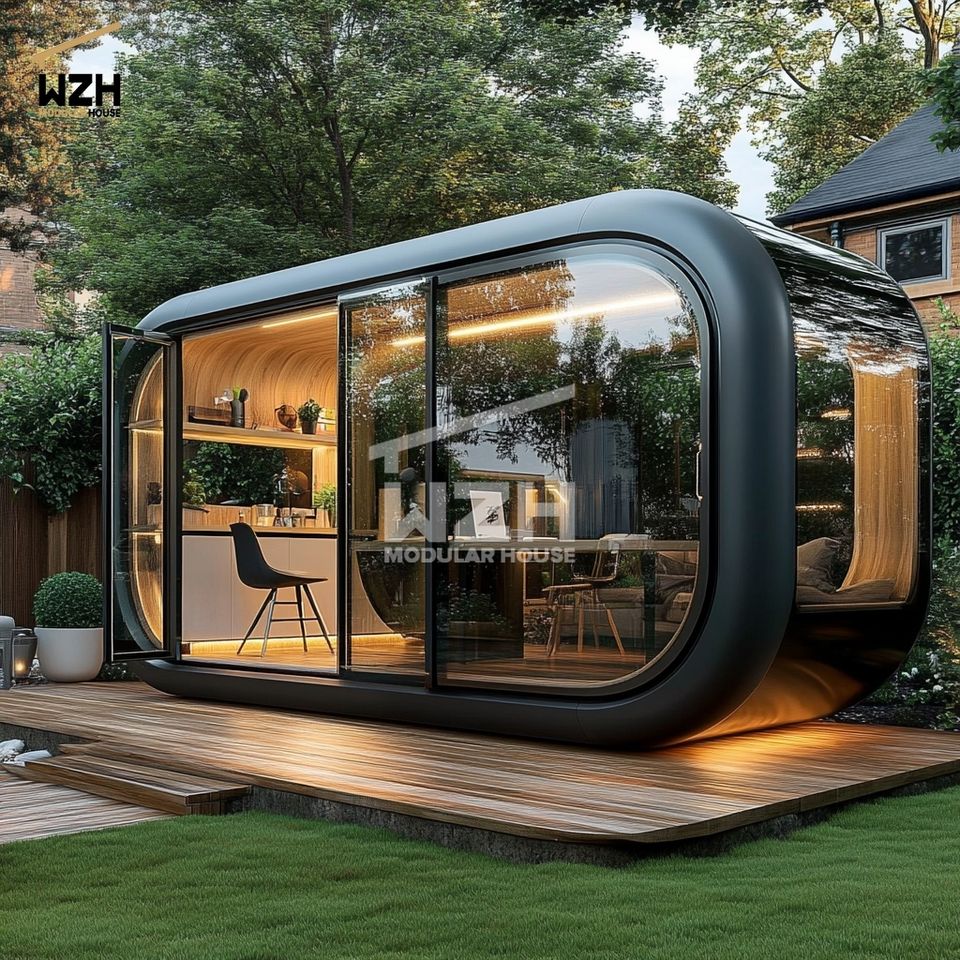 Casa Capsula Shipping Container House - Durable & Versatile