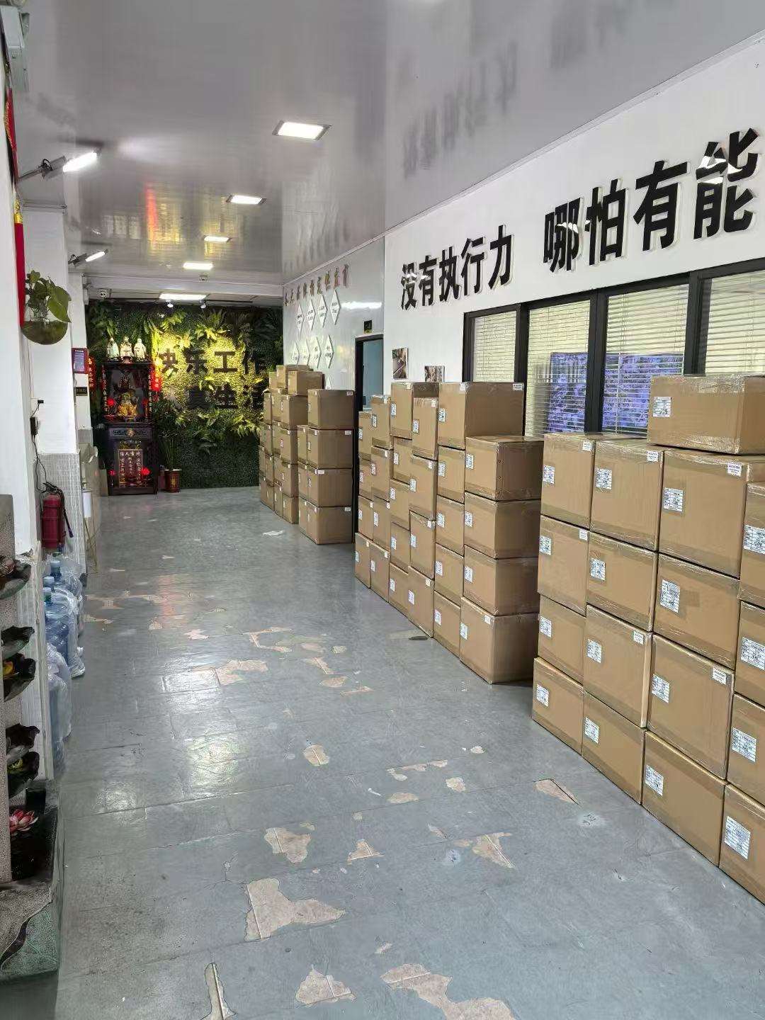 How to Choose Moissanite Square Earrings: A Complete Buying Guide