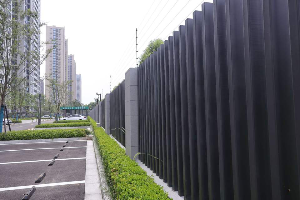 Welding Outdoor Fence Metal Black Powder Coating Vertical Blade ...