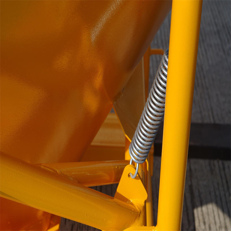 Custom building tower crane concrete hopper 1.5T 3T forklift hopper ...