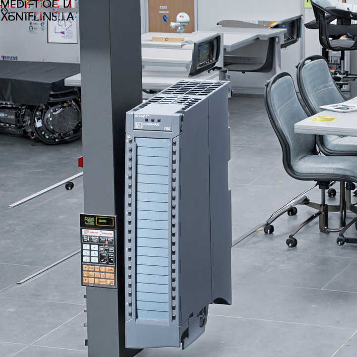 Brand New Siemens Simatic S7 1500 Plc Controller With Analog Output