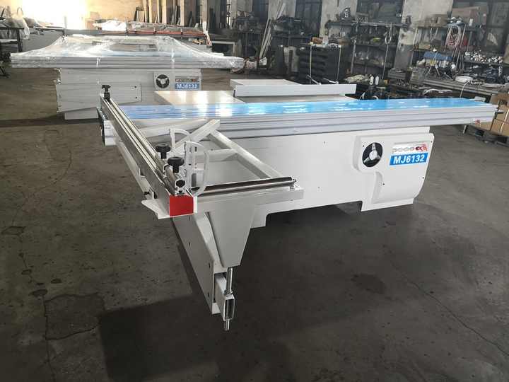 3200mm Precision Panel Saw Machine 45 Degree Tilting Sliding Table Saw ...
