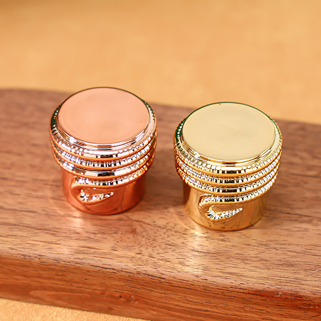 Durable and Versatile perfume bottle snake cap for Global Business Buyers