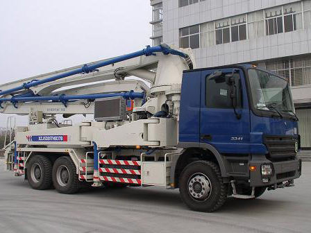 Official Factory Direct Price HB40V Concrete Pump Truck 40m Pump Boom ...