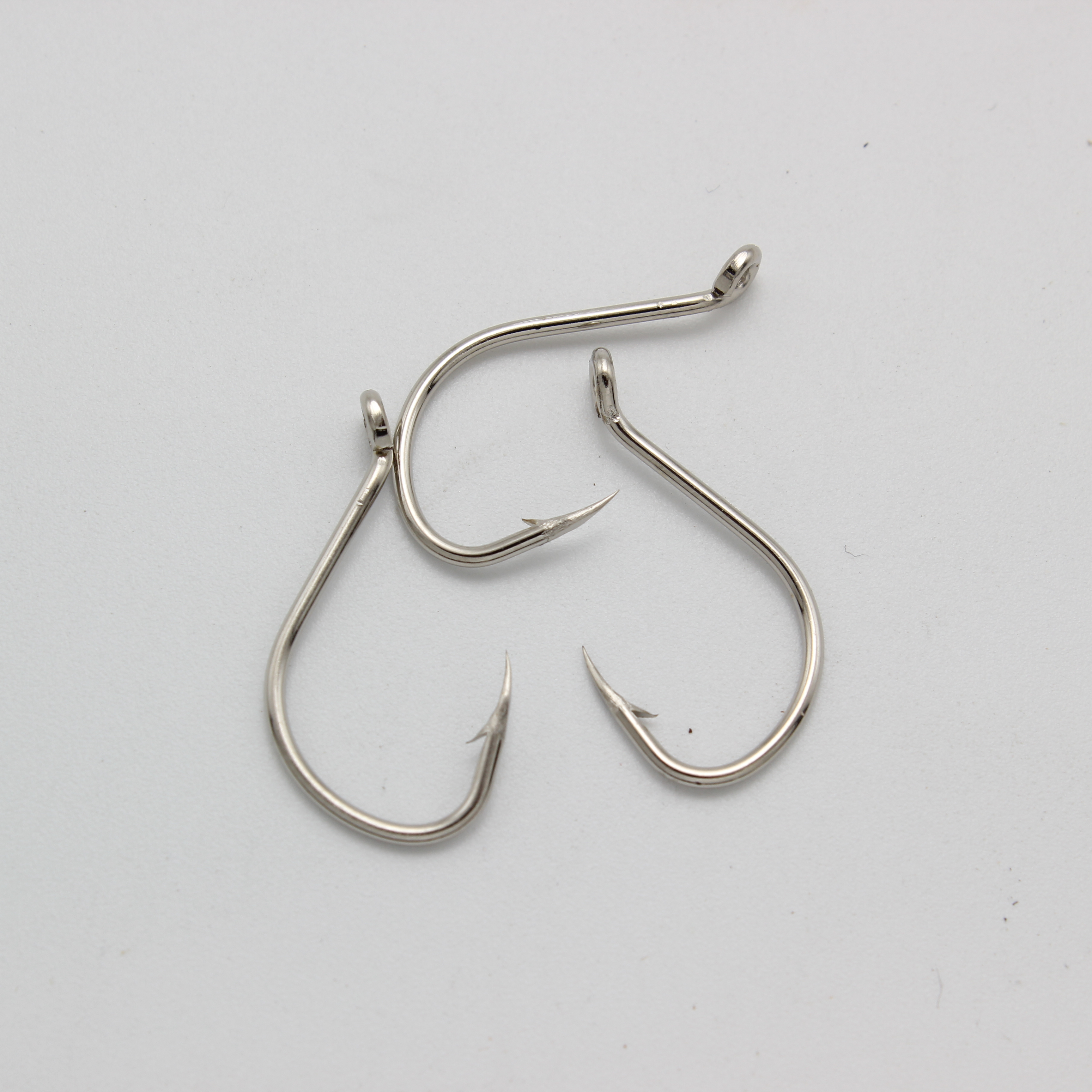 How to Choose the Best Fishing Hooks for Sea Fishing: A Complete Buyer ...