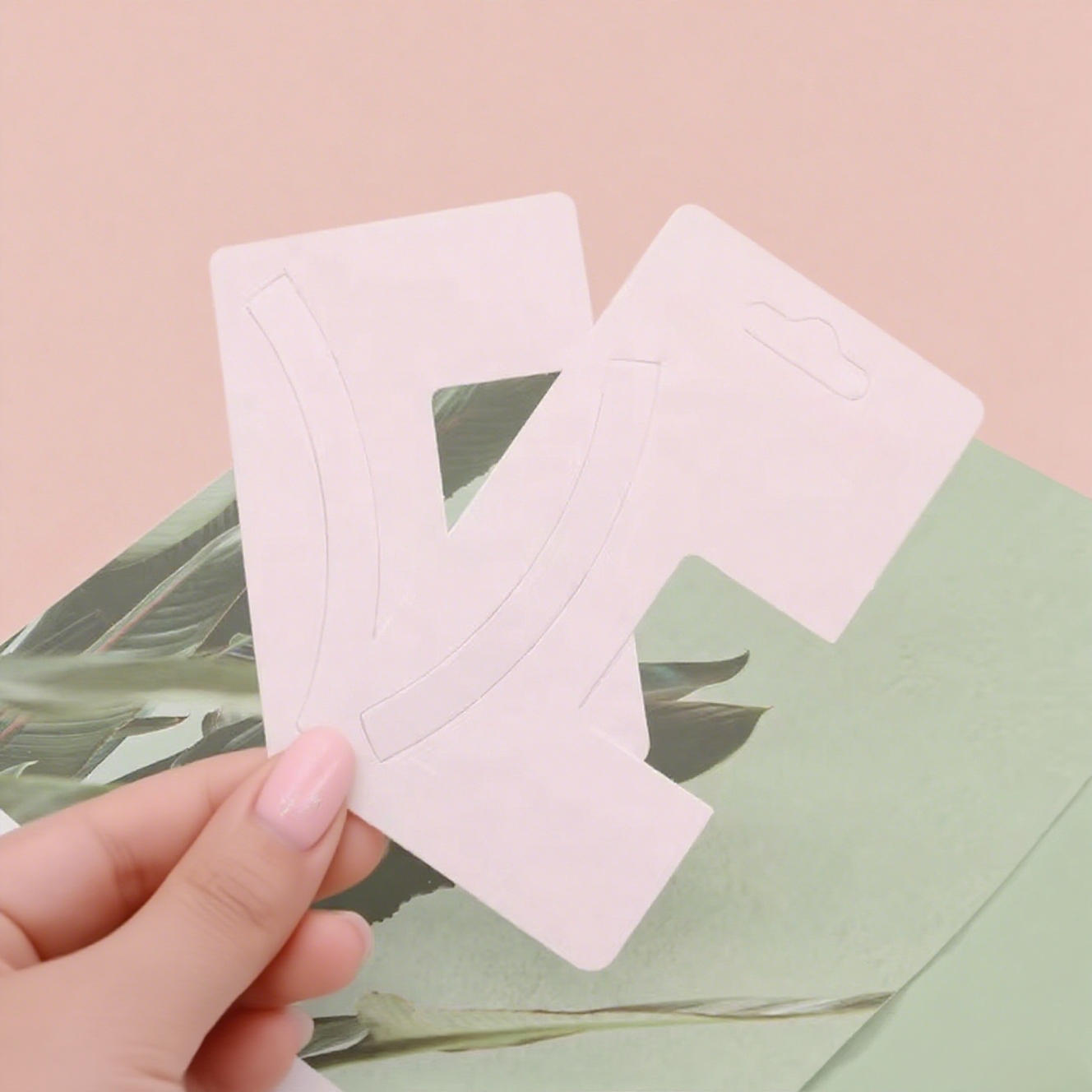 How to Choose the Best Hair Claw Display Card for Retail Success