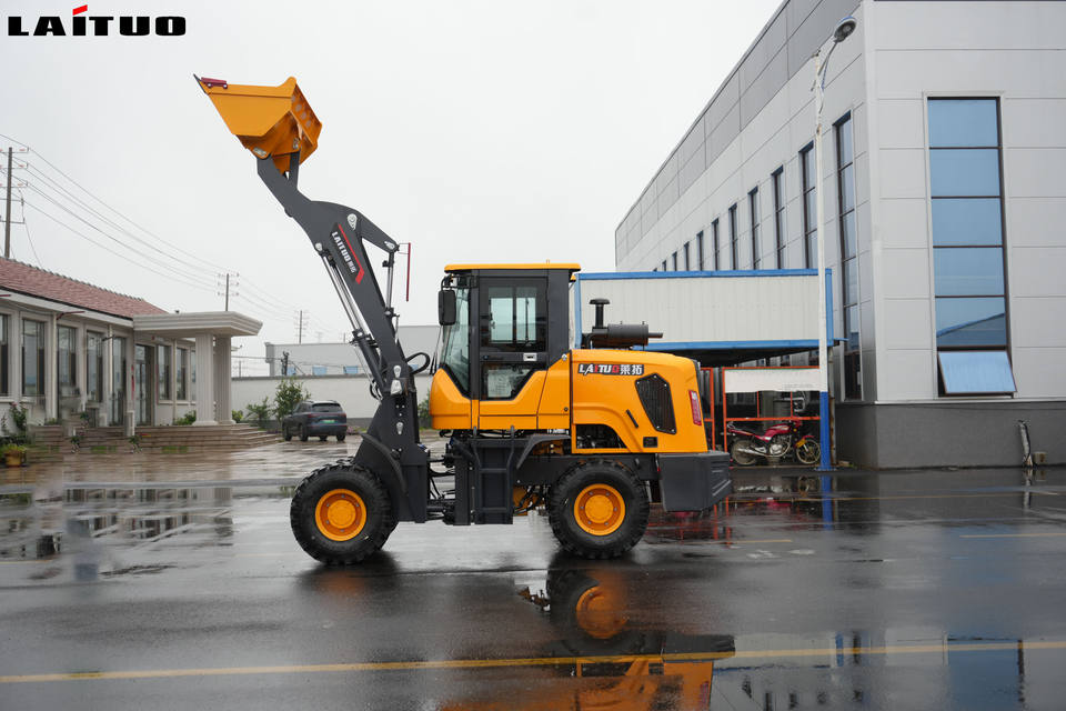 LaiTuo Wheel Loader All-Terrain 4x4 Weichai Engine Front End Farm Use ...