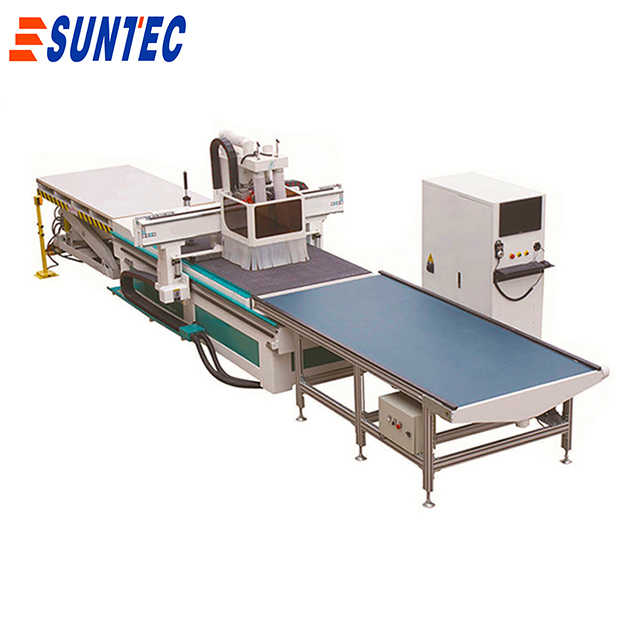 CNC Router for Wood Panel Furniture Line - Automatic Labeling
