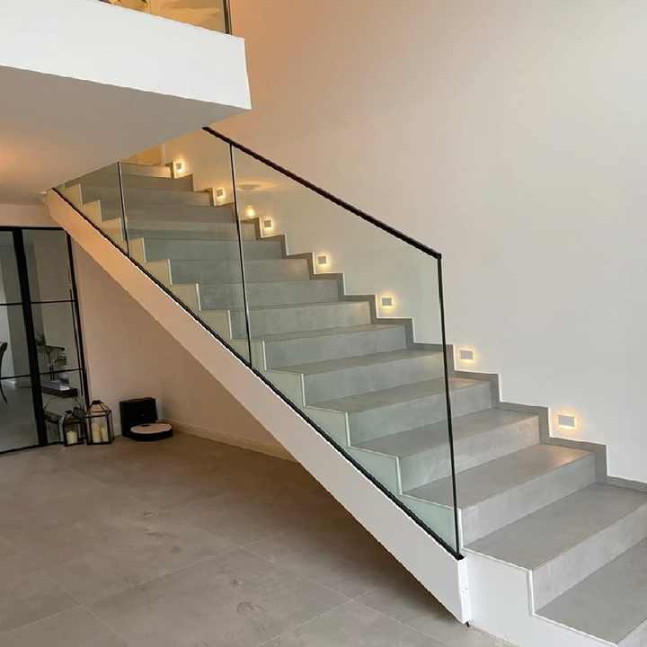 Contemporary Exquisite Double Plate Stringer Straight Stair Bold ...