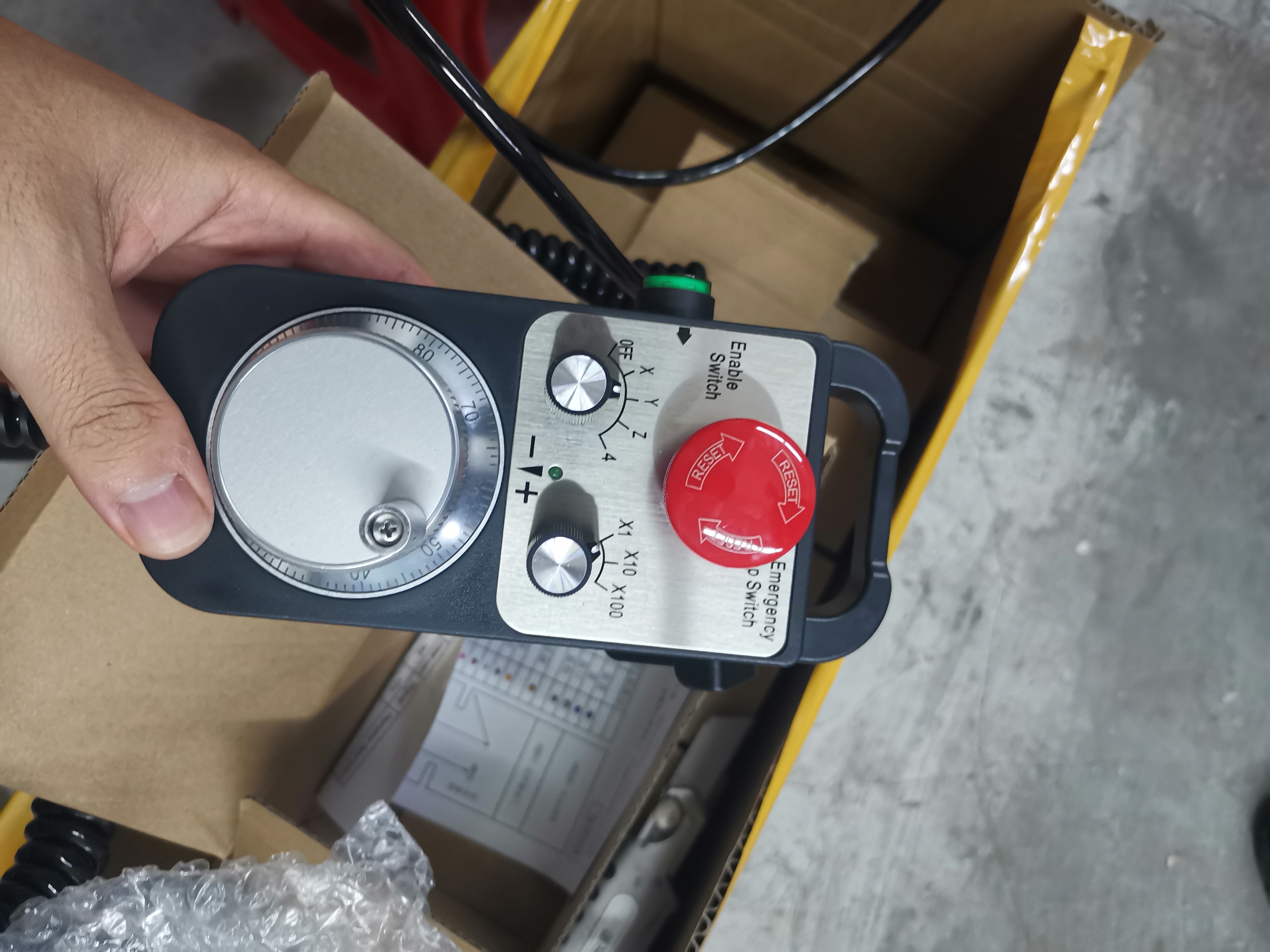 MPg CNC Pulse Generator Handset SSK Plastic Protection Circuit Video ...