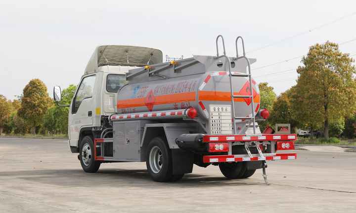 Forland Mini Truck diesel 2000l 1500L Capacity Fuel Tanker Truck With ...