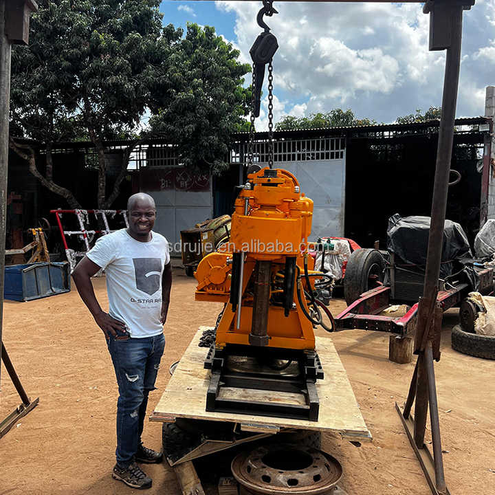 Portable Rotary Drill Rig Diesel Engine 200m Drilling Depth Geological ...