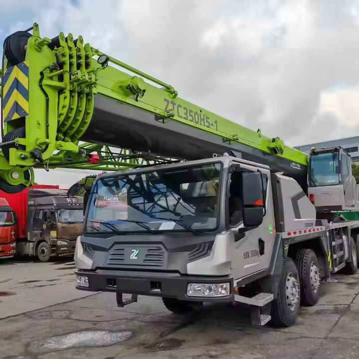 Low Fuel Consumption Zoomlion 50 Ton 62.5m New Truck Crane Mobile Crane ...