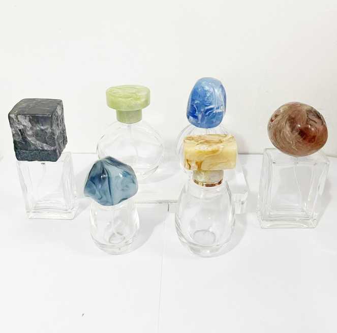 Custom Resin Perfume Bottle Cap Handicraft Decoration Resin Perfume Cap ...