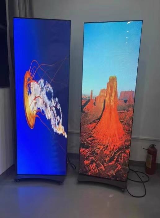 Tri-Fold LED Poster Screen P1.53 P1.86 P2 P2.5 GOB Indoor Double-Fold ...