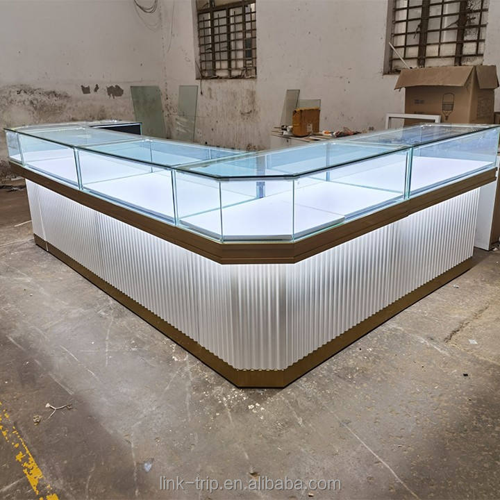 Shop for Versatile Used Glass Display Cases for Retail