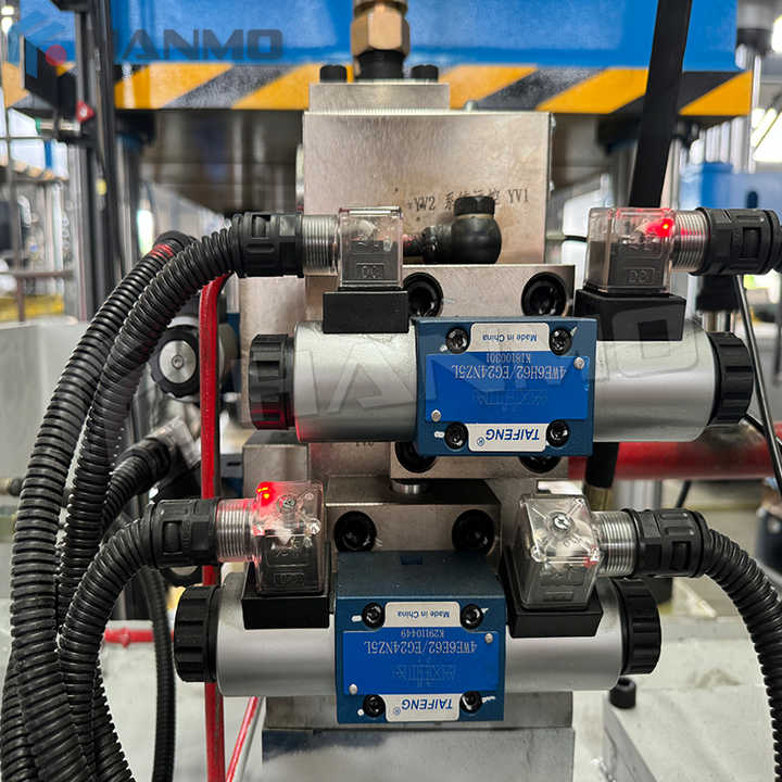 Hydraulic Press Machine Servo System for Stainless Steel Gas Tank Head ...
