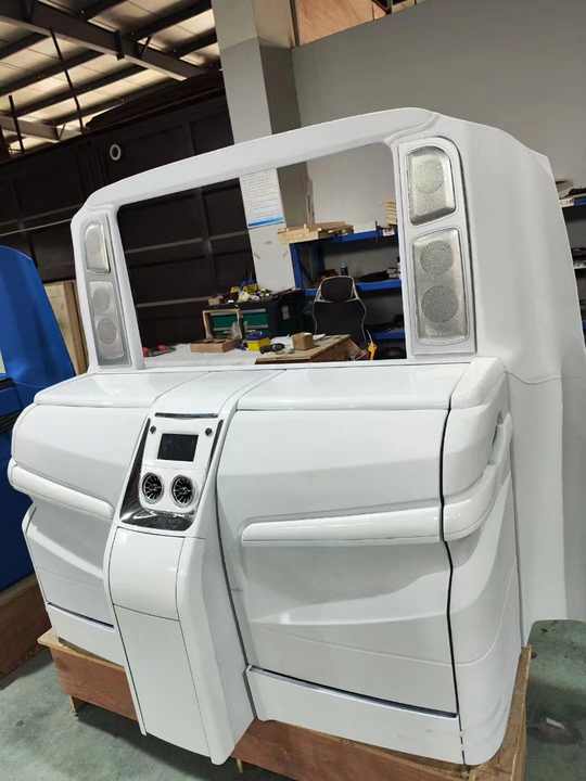 Vclass Mercedes W447 TV Partition - Business Luxury Interior