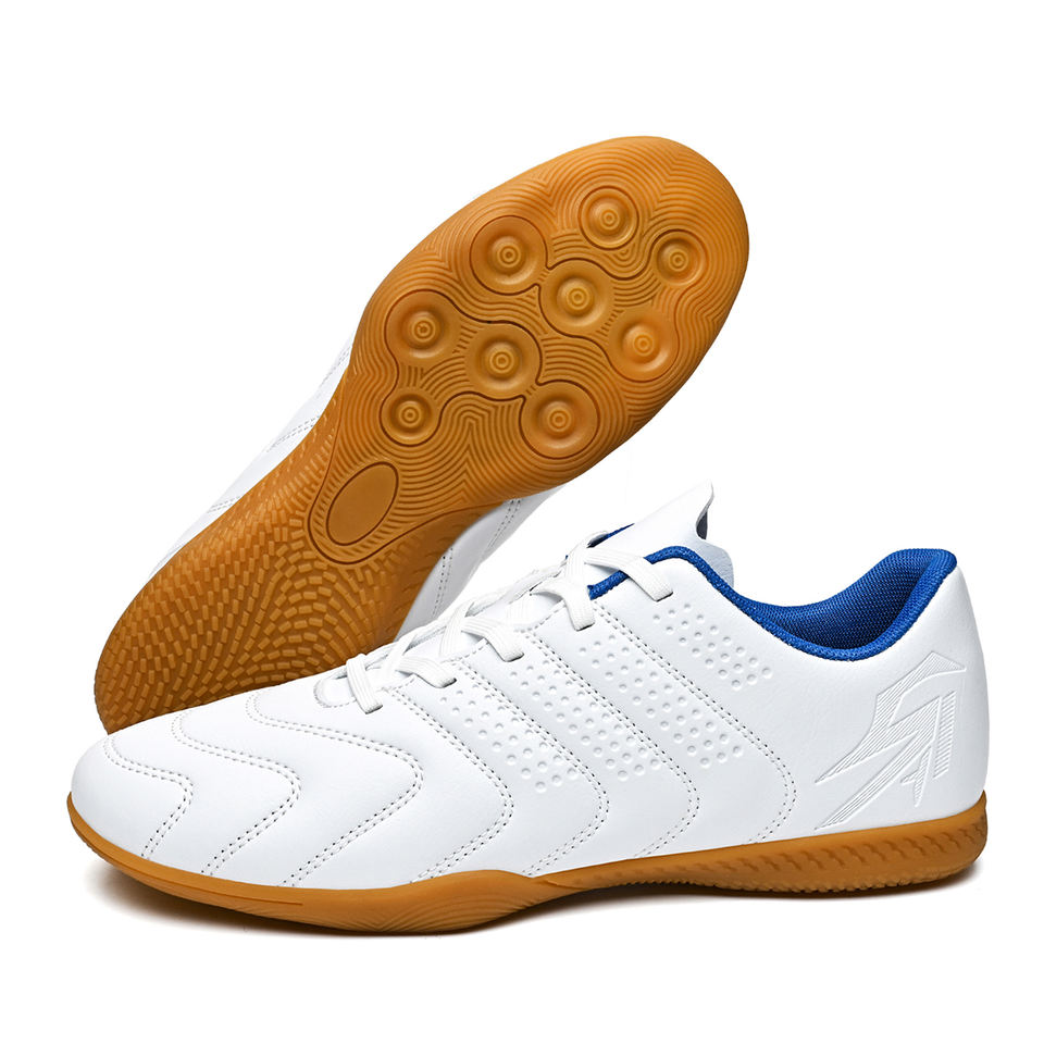 Factory Direct Sales and Wholesale of Professional Football Shoes, Five ...