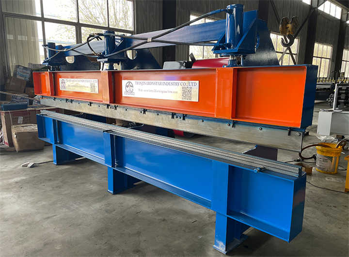 Iron Sheet Bender - Efficient Steel Plate Bending Machine