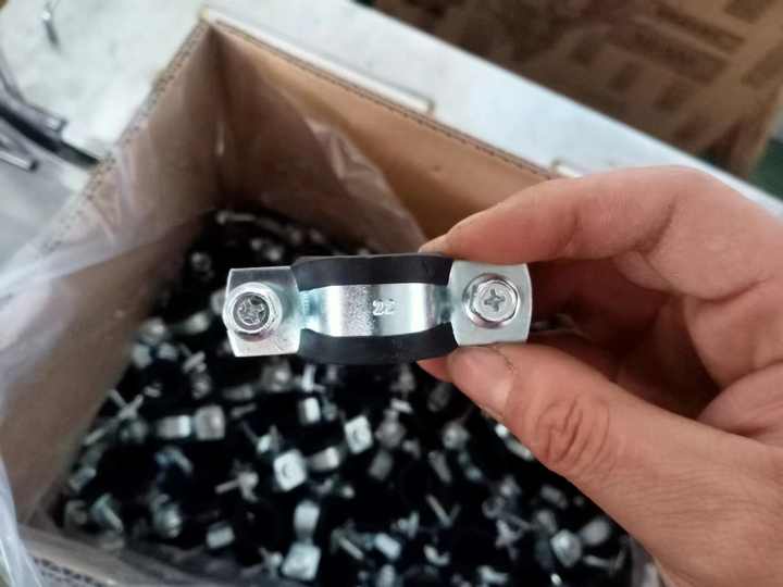 M8 M10 Heavy Duty Pipe Clamp with Rubber EPDM| Alibaba.com