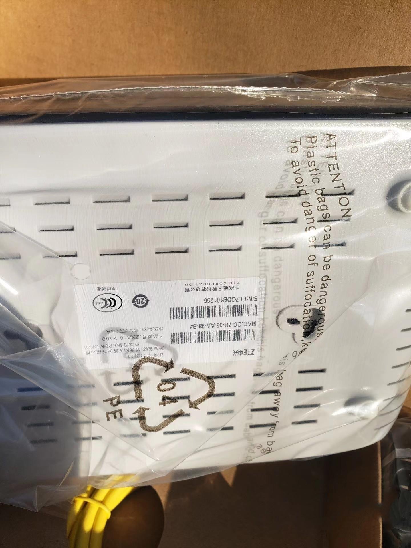 Original new ZTE Zxhn F400 4GE+2POTS+USB dual-band Wifi Gpon Onu router ...