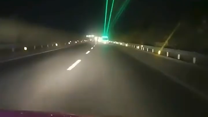 Car Laser Beam Light Green 4W for Safety Warning Rescue