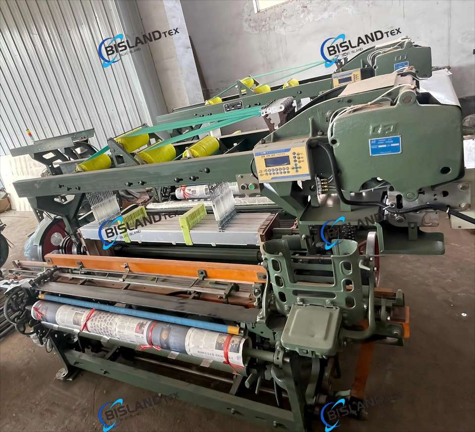 New Shuttle Power Loom for Textile Arab Headscarf Making