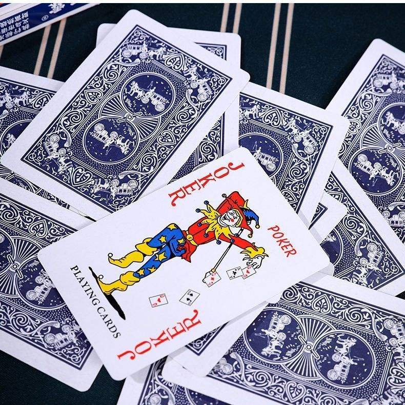 Playing cards are cheap in full boxes, wholesale special prices ...