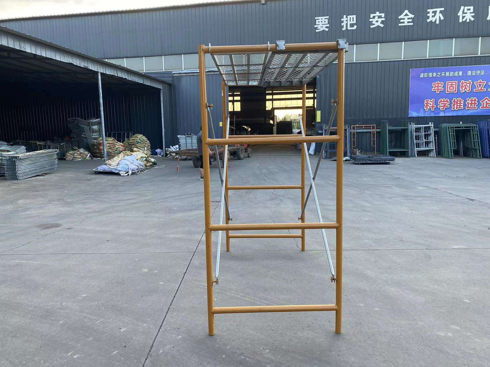 Modern Design Small Scale Scaffolding Mobile Set for Building ...