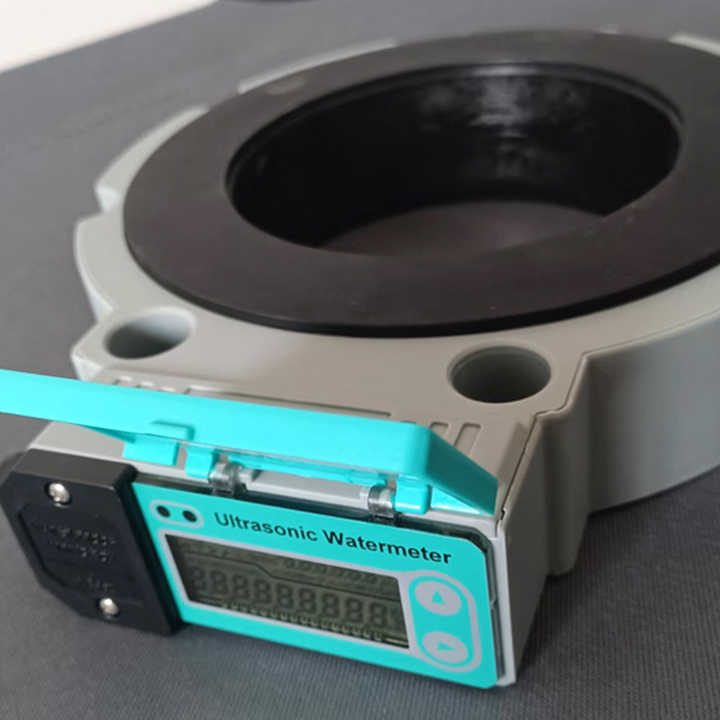 Low Cost Ultrasonic Water Meter DN50 DN150 Agriculture Irrigation High Reliability IP68 Long ...