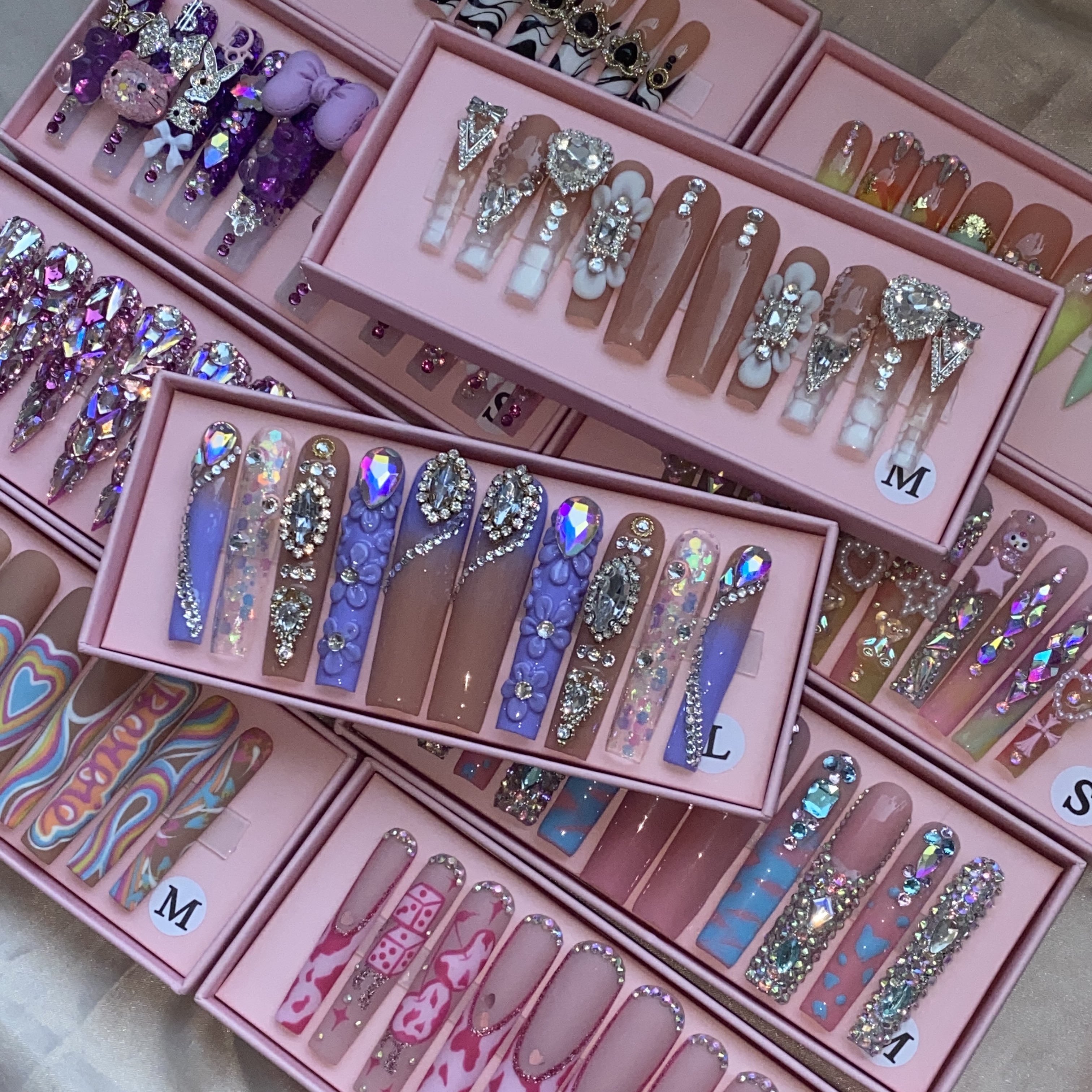 Wholesale Press On Nails - Luxury Fingernails Made Easy