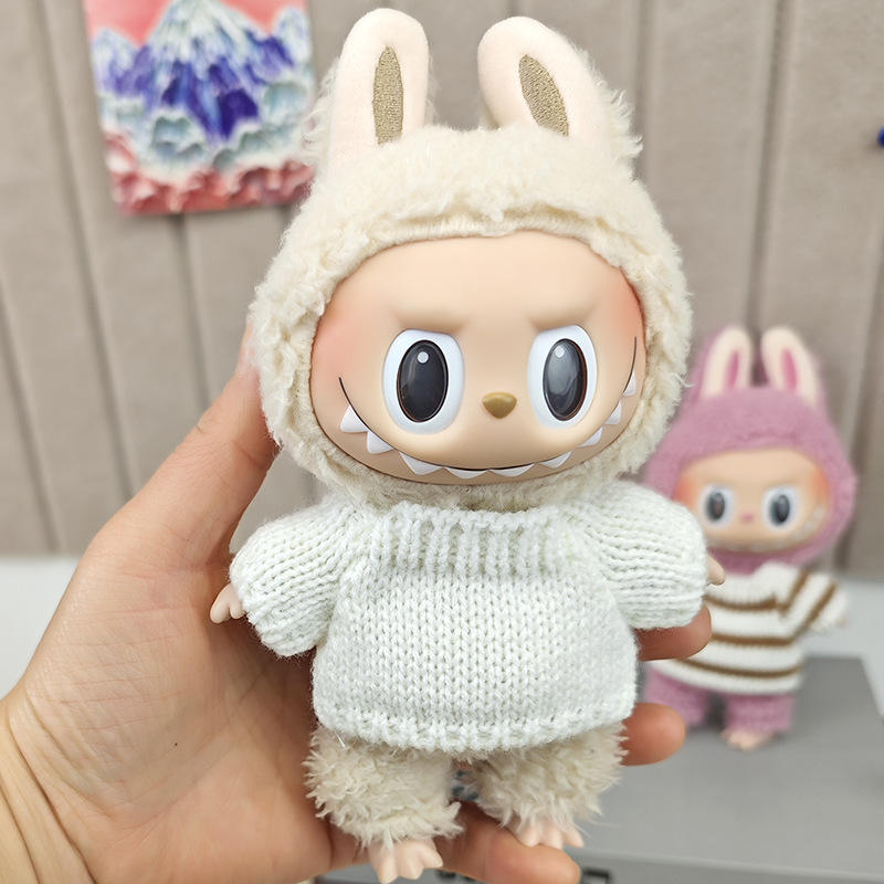 POMART LABUBU 17cm Labubu Chaveiro Cartoon Toy Estilo Baby Vestuário ...