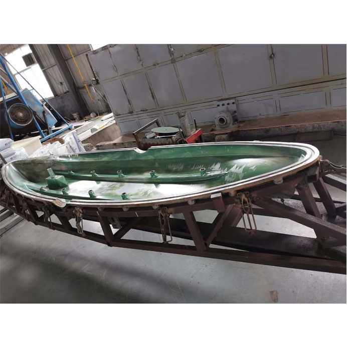 Rotomolding Machine Boat Mold - Efficient Plastic Production