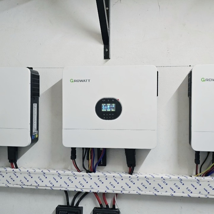 Growatt SPF 6000 ES Plus - Efficient off-Grid Solar Inverter