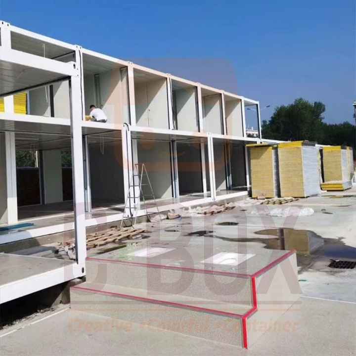 Cbox Sandwich Panel Light Steel Prefab Villa - Luxury Home