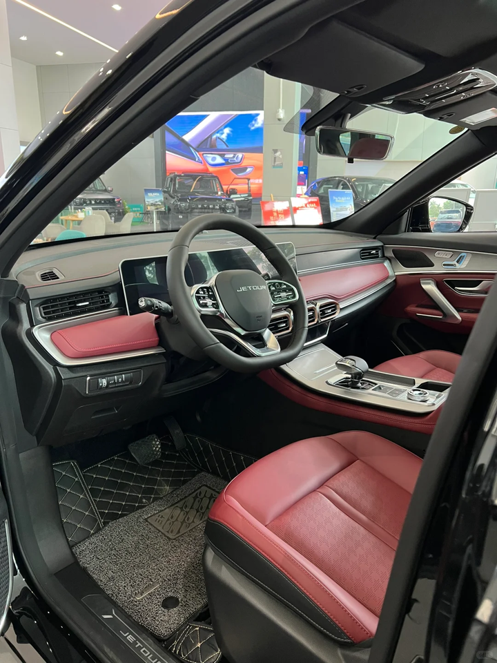 Jetour X70 PLUS 2025 1.5T DCT Elite + 7 Seats New Euro VI Dark Interior ...